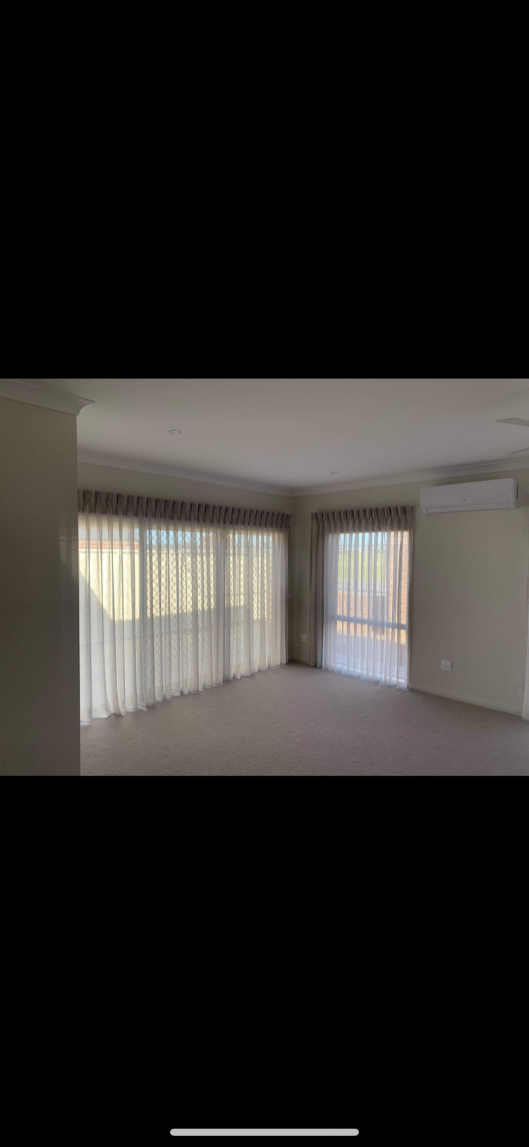Curtains, sheer drapes, and pleated blinds Geelong